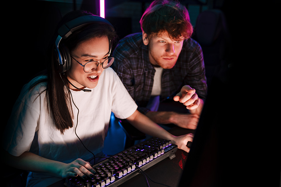 PCSPECIALIST - Configure a high performance AMD Advantage Based PC