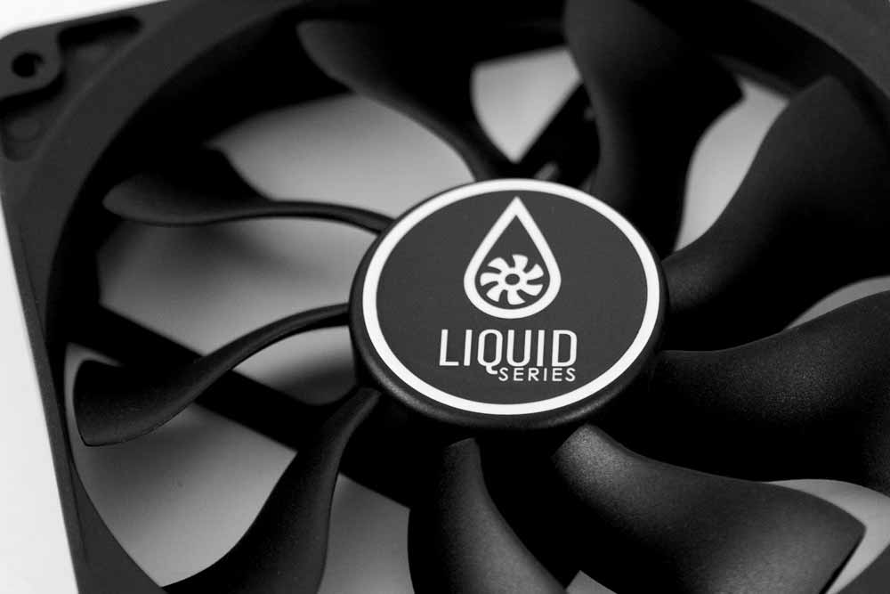 PCSPECIALIST - LIQUID SERIES Water Cooled PCs